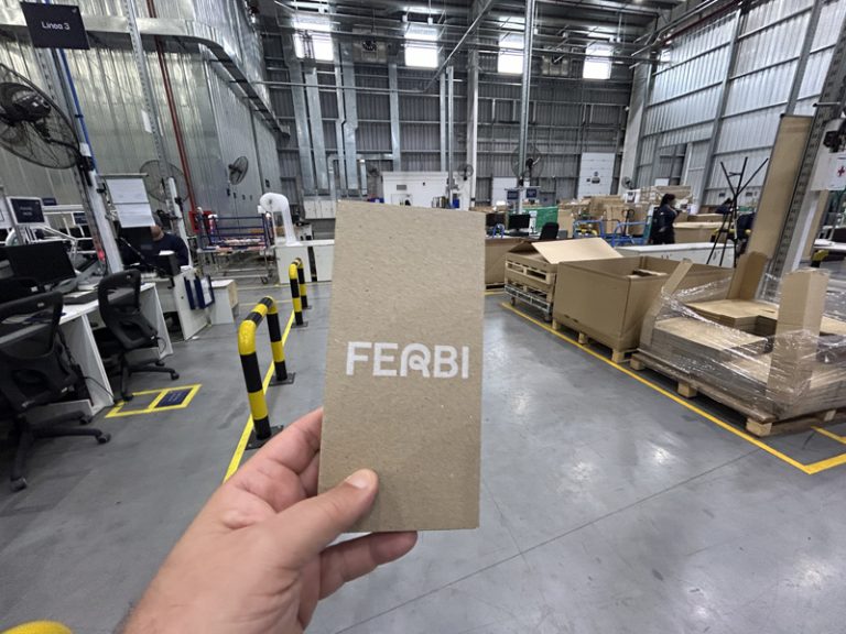 Celulares reacondicionados: cómo son los móviles de Ferbi - Bahía César