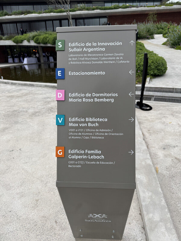 La Universidad de San Andrés abre un edificio para impulsar la innovación - Bahía César